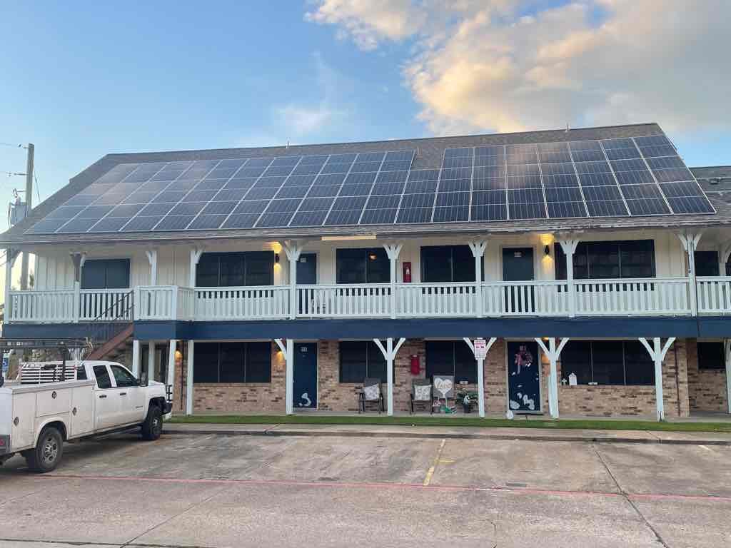 Home [thesolarcowboys.com]